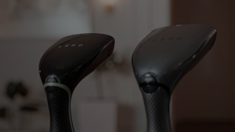 A Guide to Clothes Steamers: Steaming and Buying Tips – AENO Blog