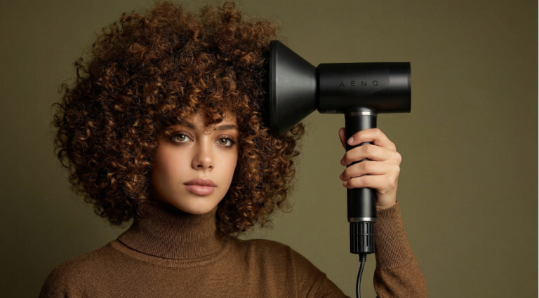 How to Use a Hair Diffuser: What Is This and How to Work a Diffuser?